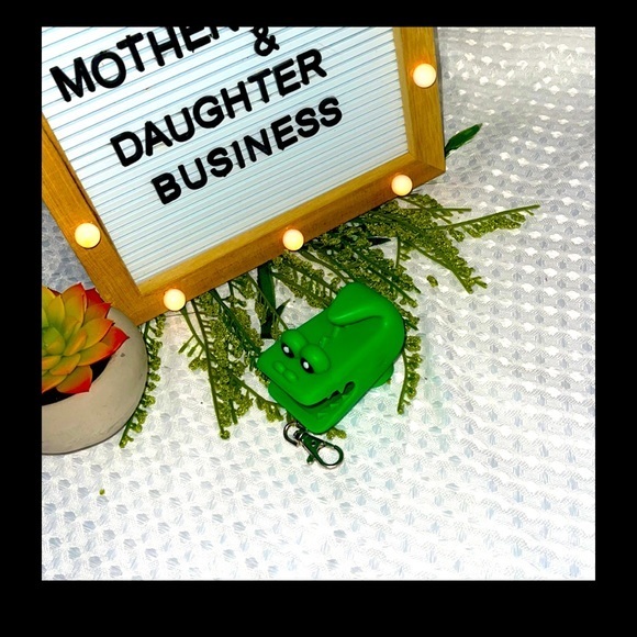 Bath & Body Works | Accessories | Bath And Body Works Hand Sanitizer ...